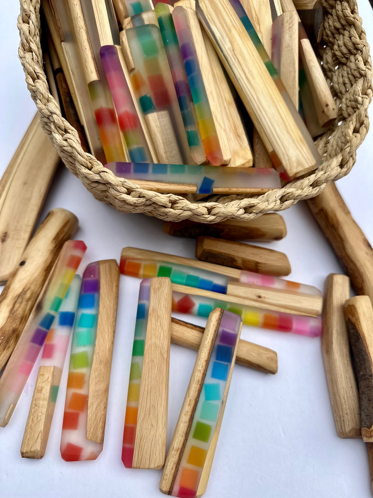 Wee Resin Blocks Branch/Resin Hanging – Right Brained Mom